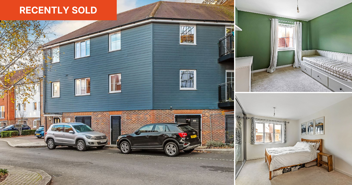 2 bed flat for sale in Woodland Road, Dunton Green, Sevenoaks, Kent